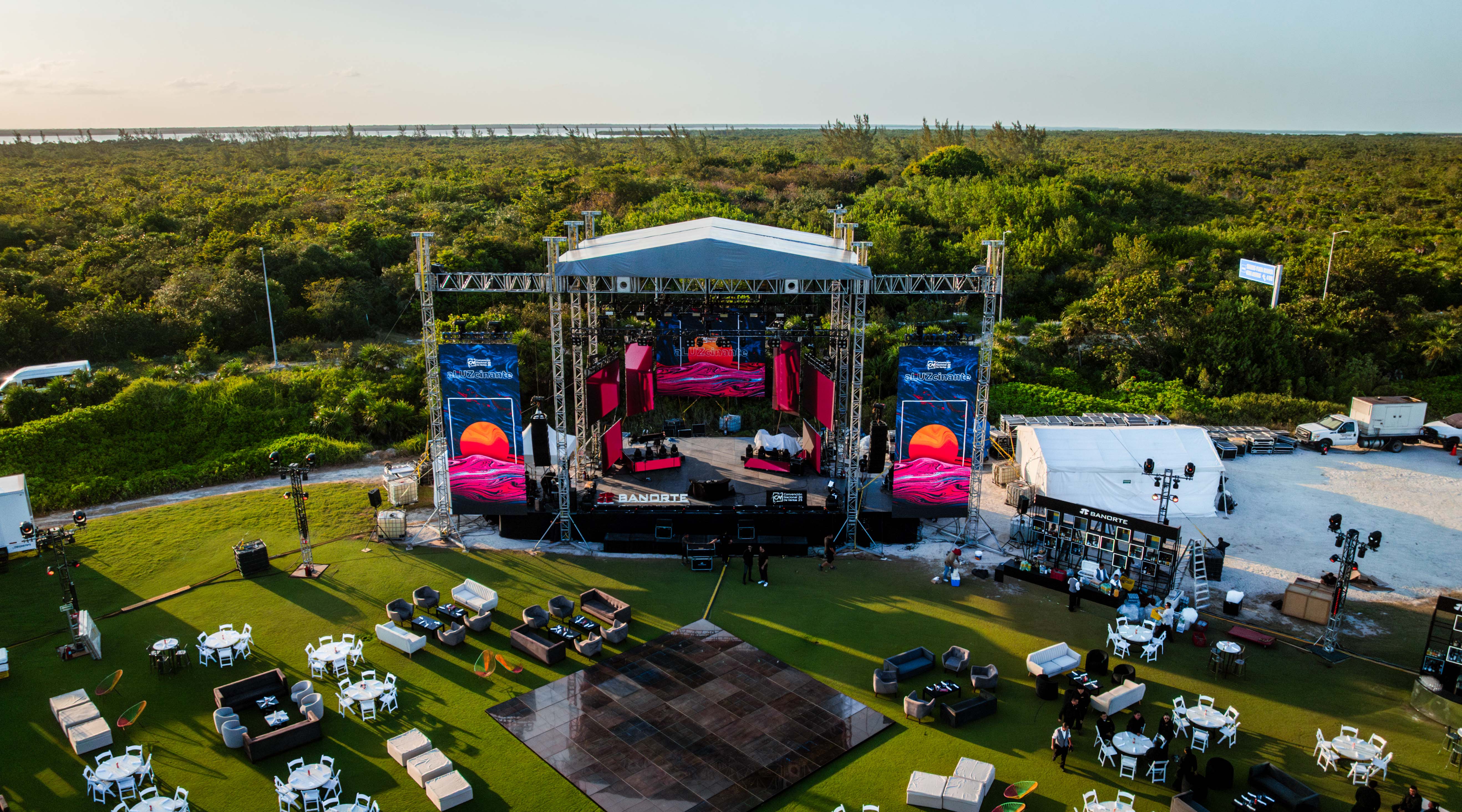 RIGGINGPLOT CANCÚN HOME PAGE