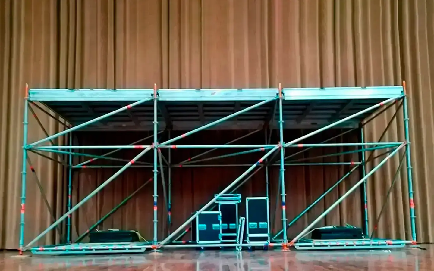 LAYHER ESCENARIO EN CANCÚN