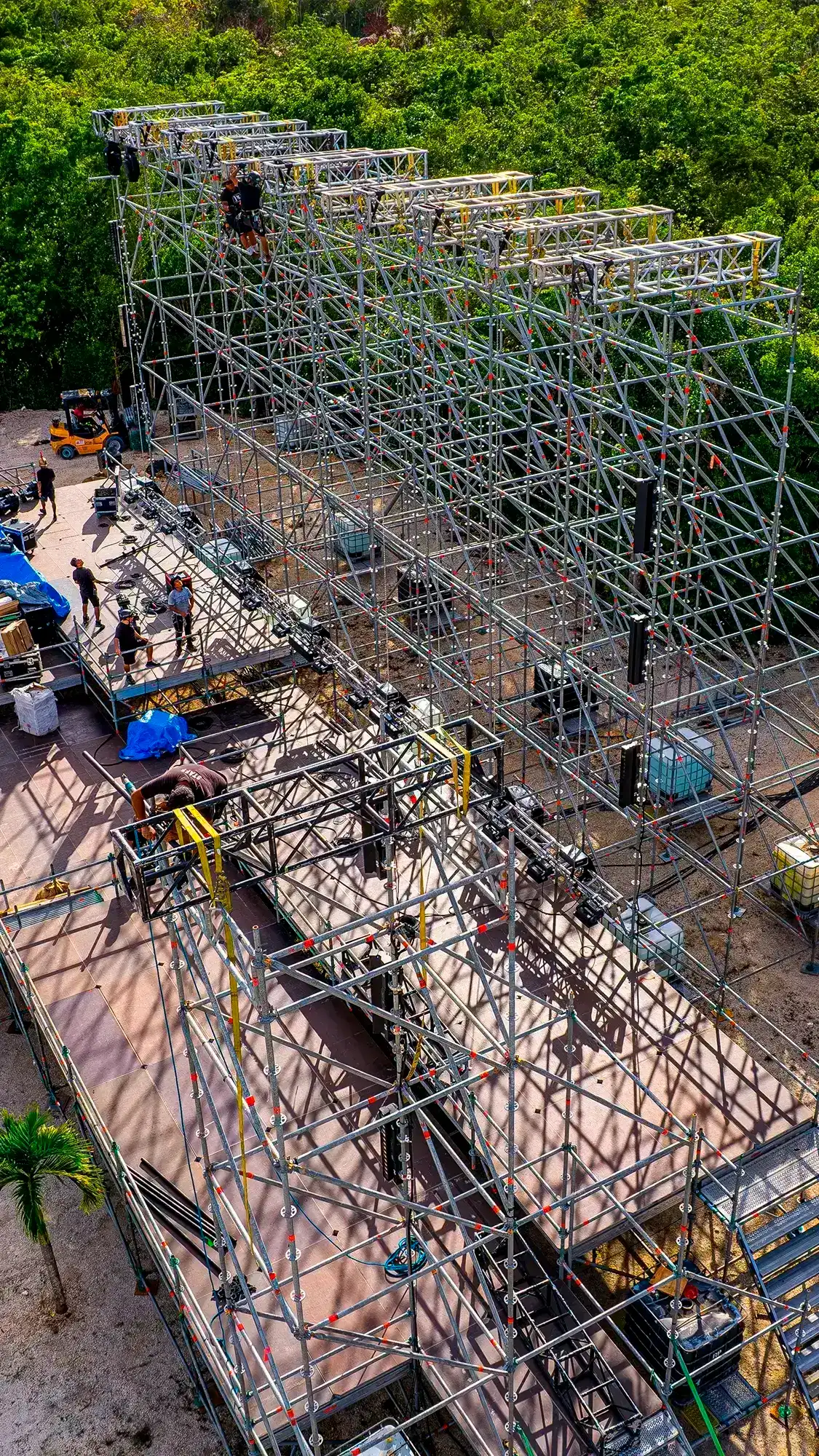 LAYHER MUROS PARA PANTALLA EN MÉXICO